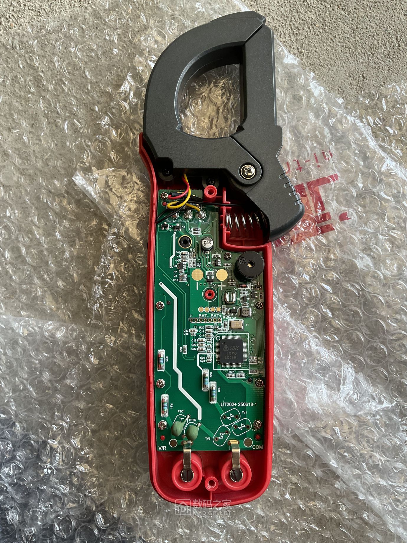 优利德UT202+拆机 - 仪表谈谈 数码之家