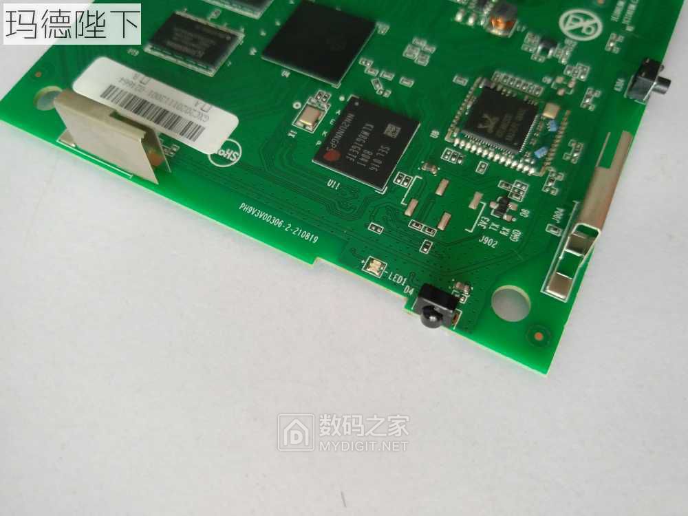 拆一个移动的机顶盒M301H，RTL8822CS的无线蓝牙，可惜是CPU海思的芯片好刷..... - 拆机乐园 数码之家