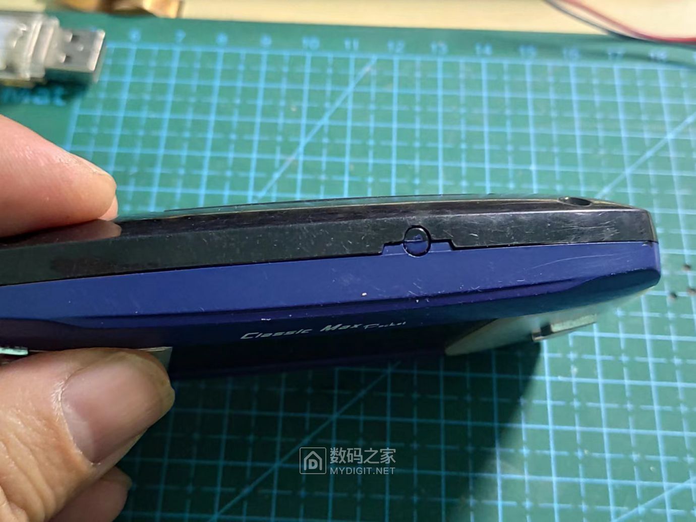 周末逛旧货淘了一个30合一游戏机：ZipStar Classic Max Pocket - 拆机乐园 数码之家