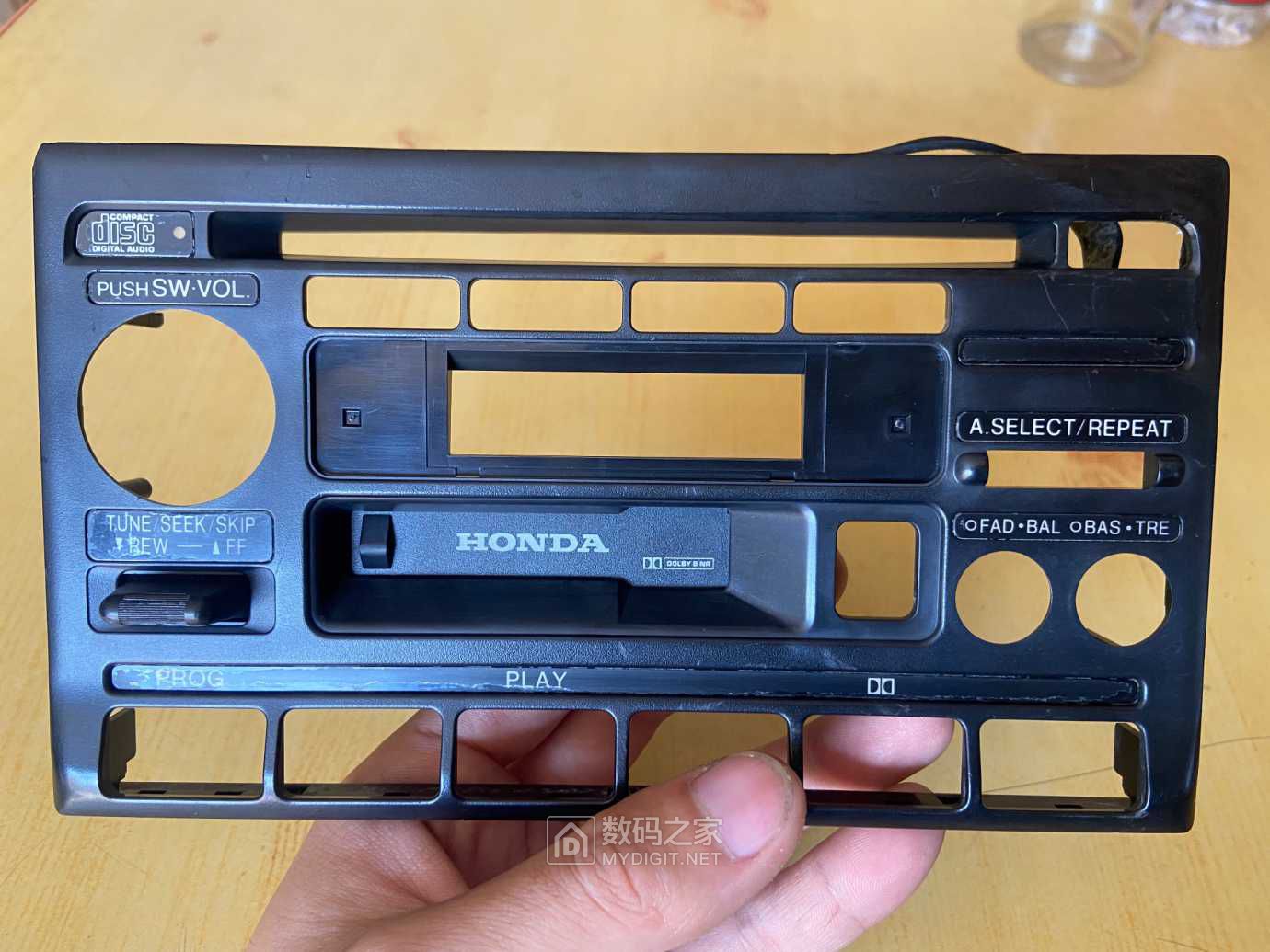 感受艺术之美~打理一台1997本田CD5的CD磁带收音一体车机 - 拆机乐园 数码之家