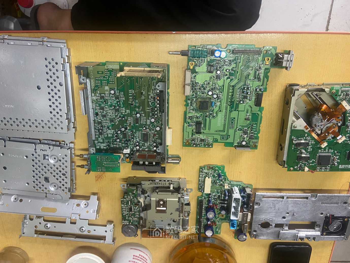 感受艺术之美~打理一台1997本田CD5的CD磁带收音一体车机 - 拆机乐园 数码之家