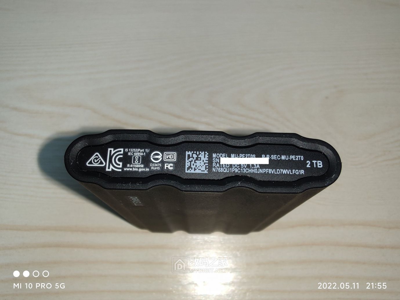 三星移动固态硬盘T7 Shield系列2TB实物拆解 - U盘存储技术 数码之家