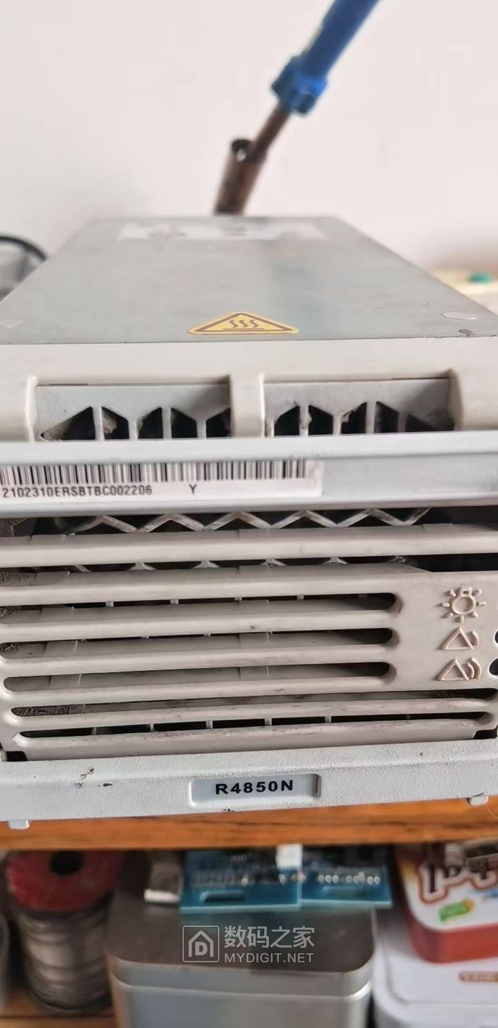 华为R4850N拆解 - 拆机乐园 数码之家