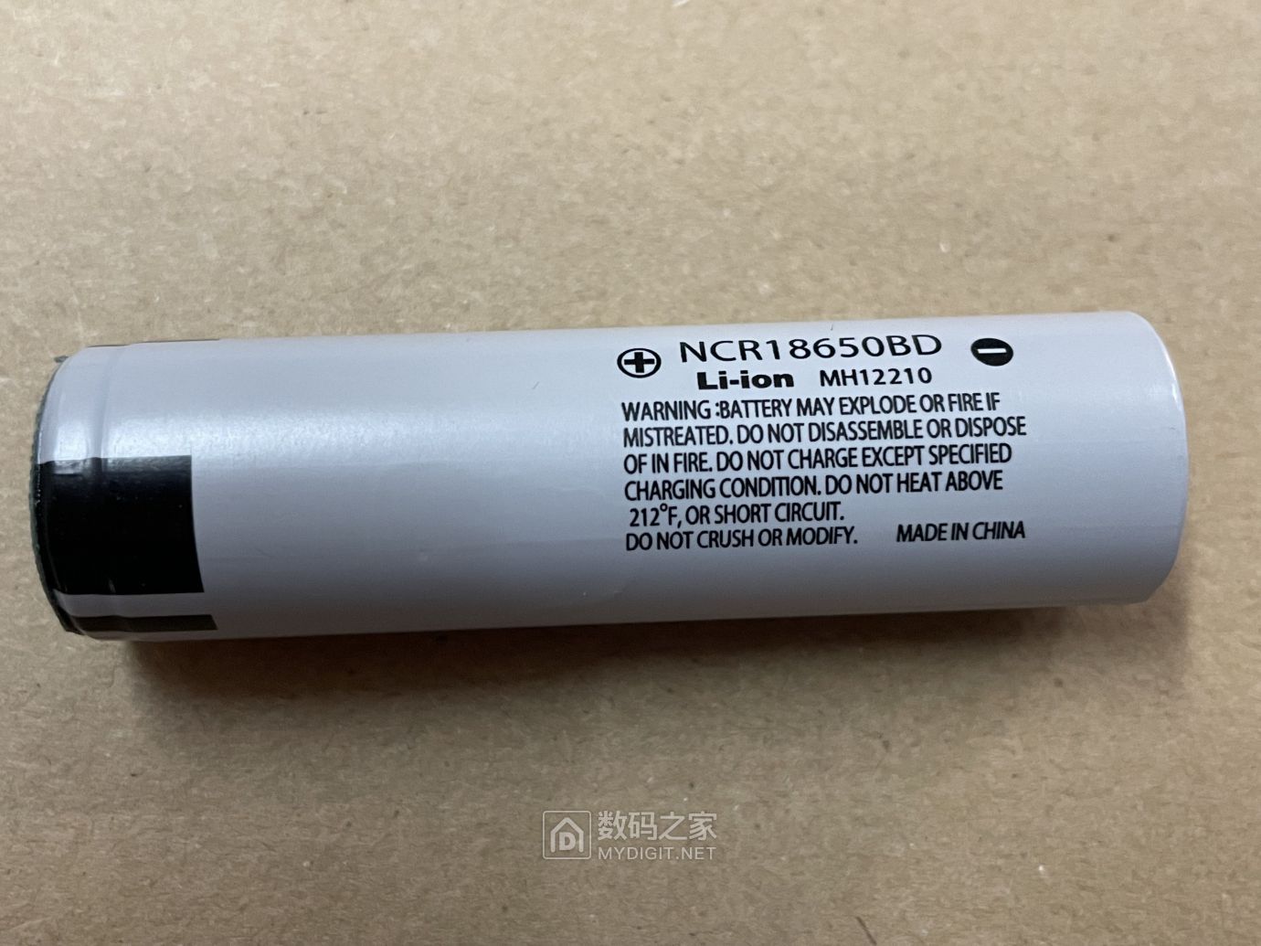 测量松下NCR18650 BD与NCR18650B电池 - 电源/充电器 数码之家