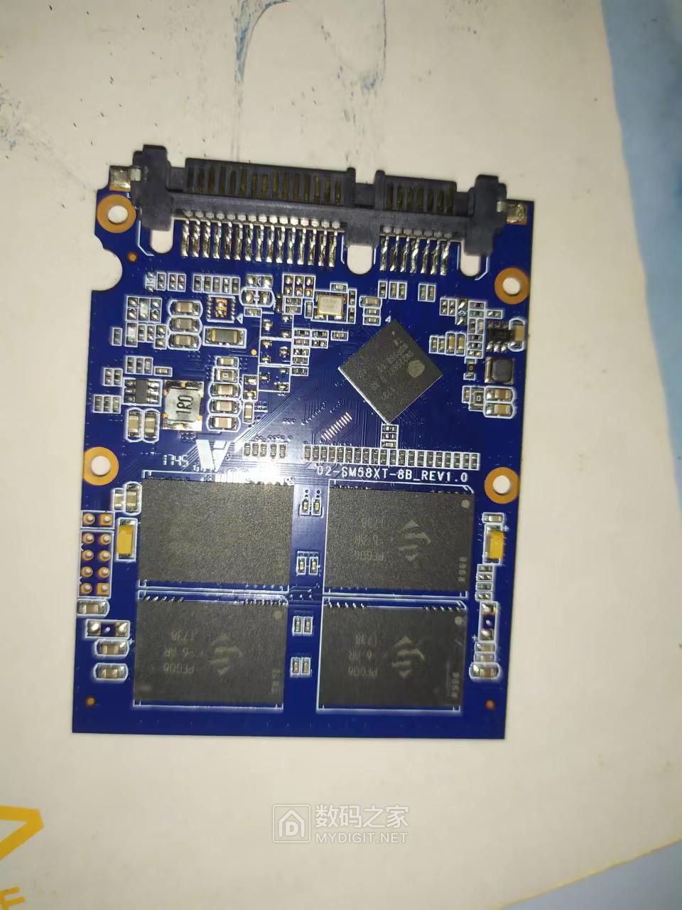 [SMI] 2258XT 开完卡坏块很多，是不是我的软件用错了？哪位大神帮看看！ - SSD存储技术 数码之家