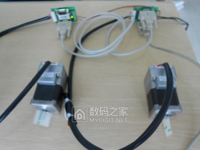 COOL MUSCLE 伺服电机多轴运动控制 - 电脑软硬派 数码之家
