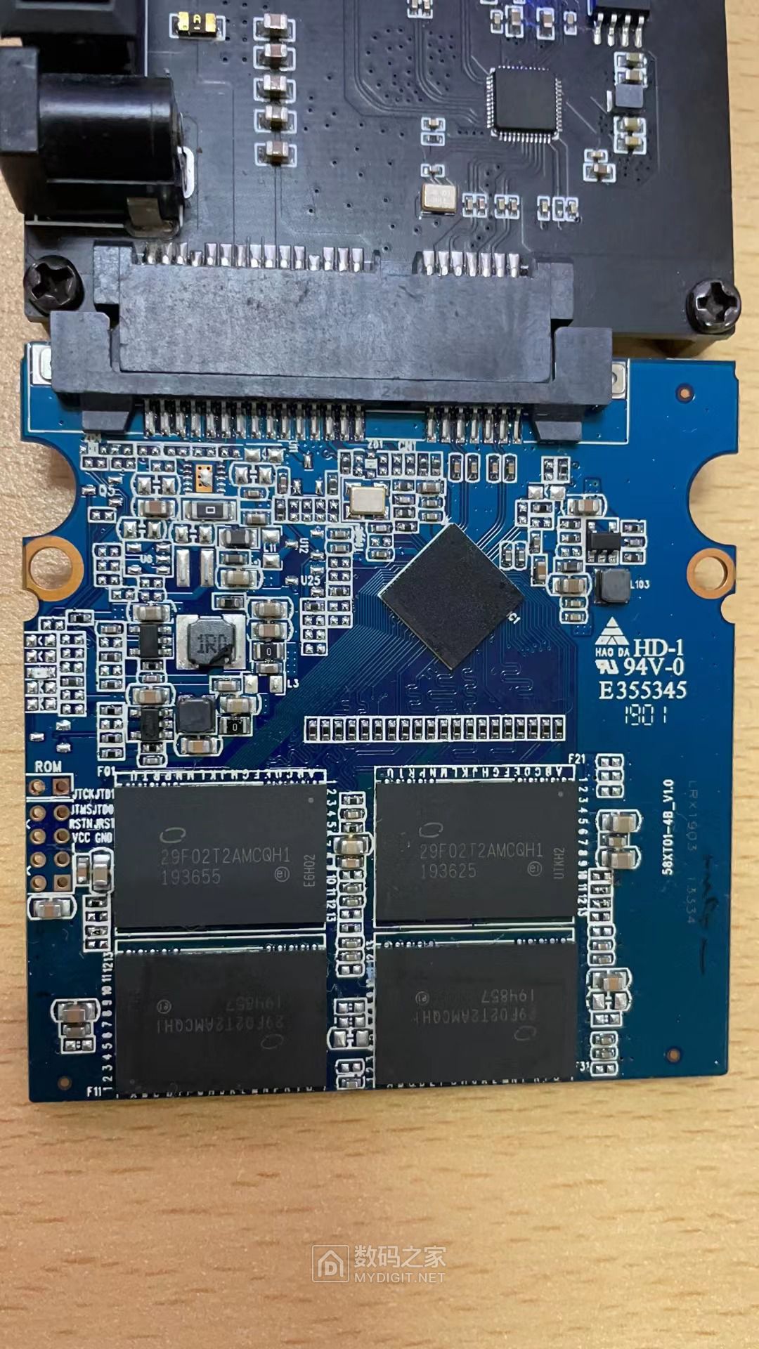 SM2259XT 四贴N18求助，一个reset drive出错，一个generate infoblk出错 - SSD存储技术 数码之家