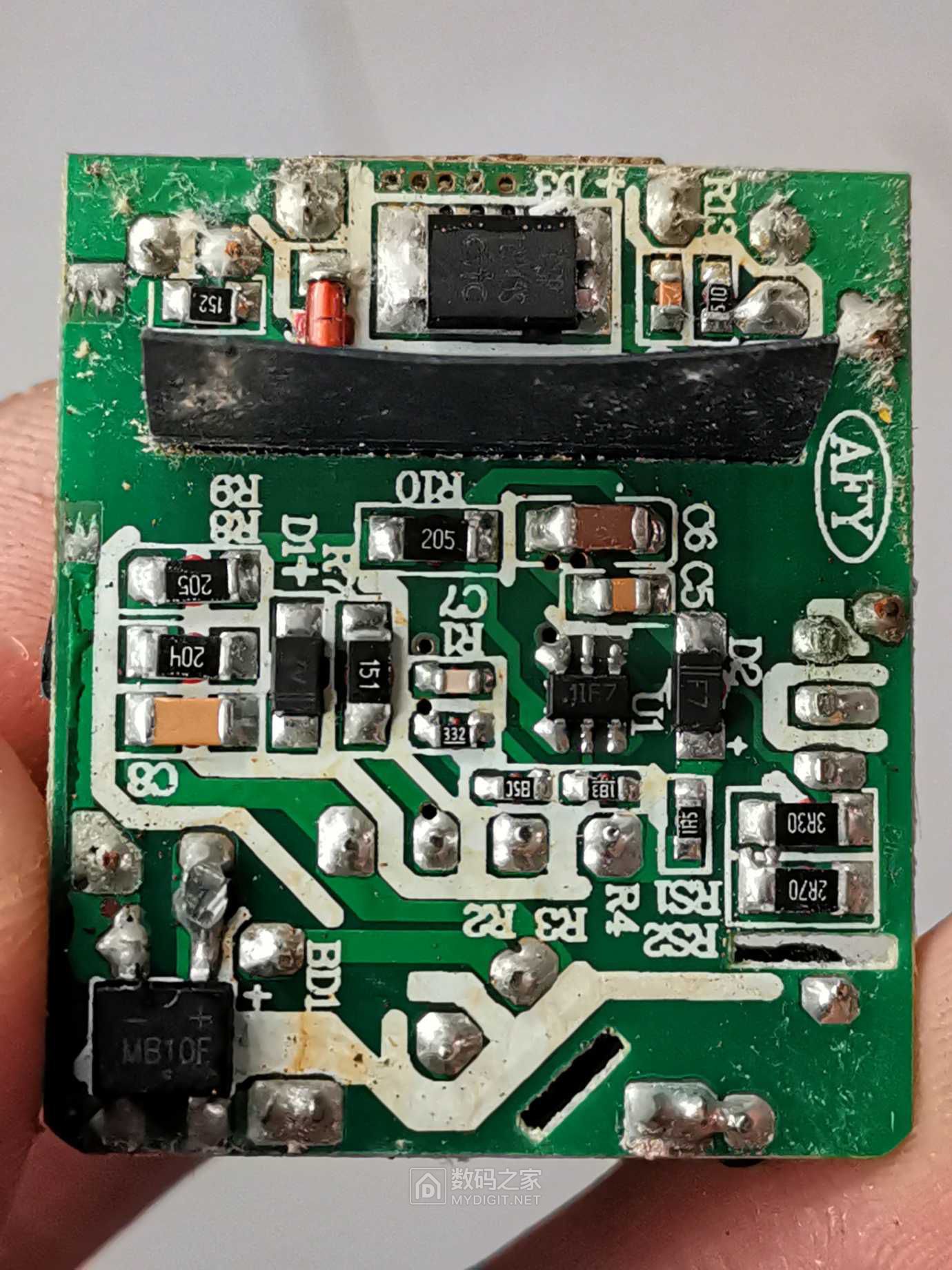 拆几个5V电源看下做工：小米CH-P002/MDY-03-EC、SONY PSP-380、MOTO DCH3-05CH-0300 - 拆机乐园 ...