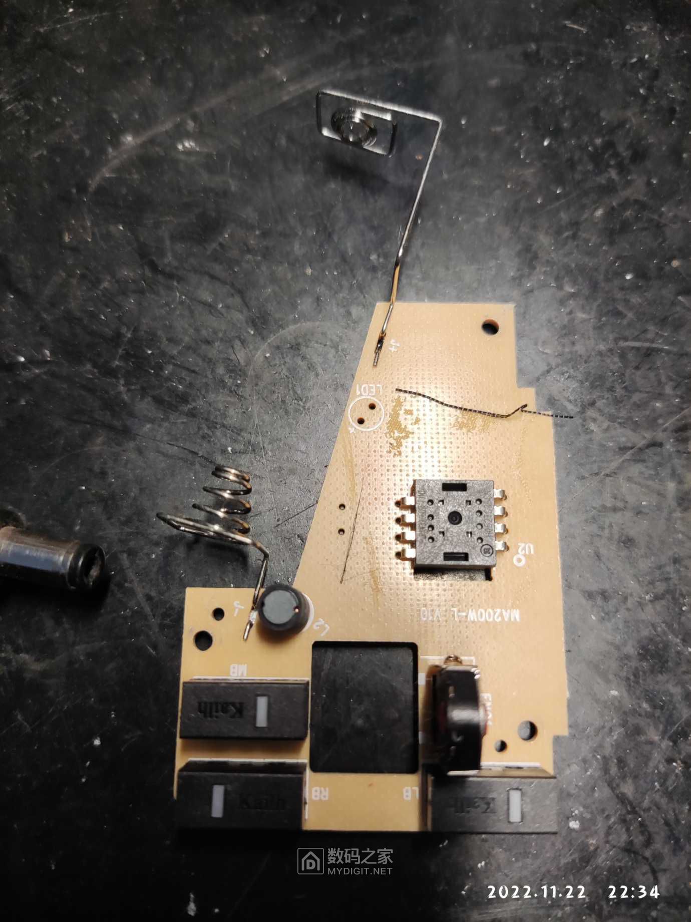 拆一个联想thinkplus WL80无线鼠标 - 创意DIY 数码之家