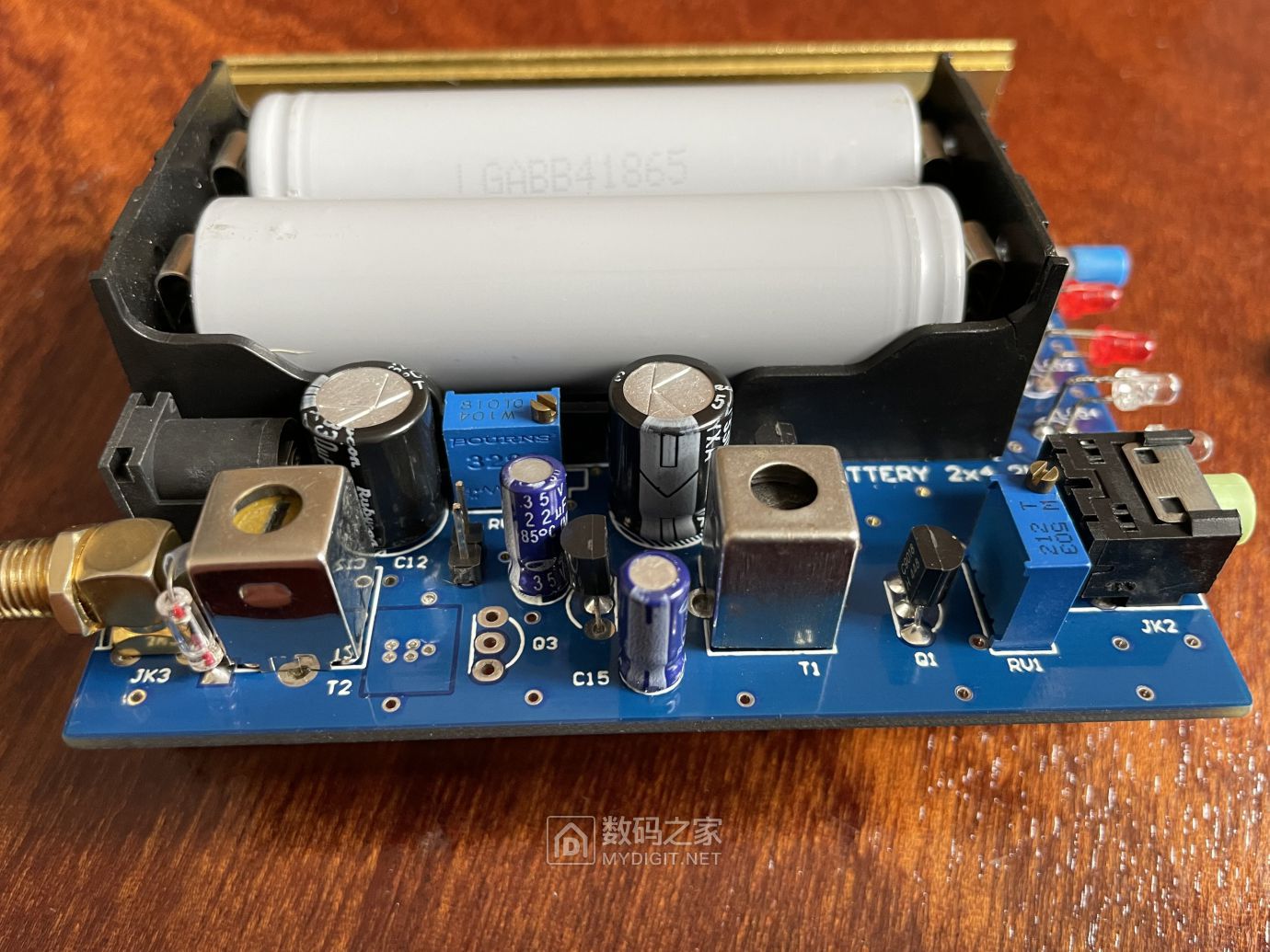 无线电爱好者 自制中波发射器 - 创意DIY 数码之家