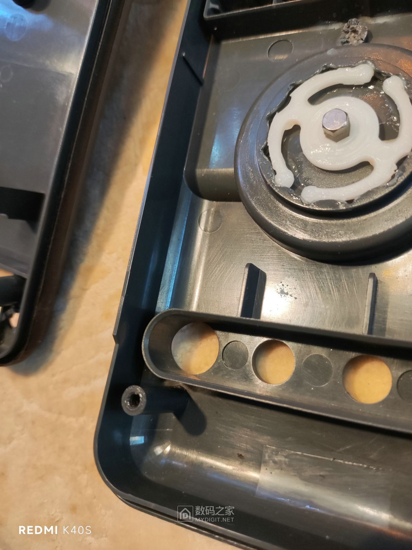 福禄克87-3 & 优利德ut61e拆机看看 - 仪表谈谈 数码之家