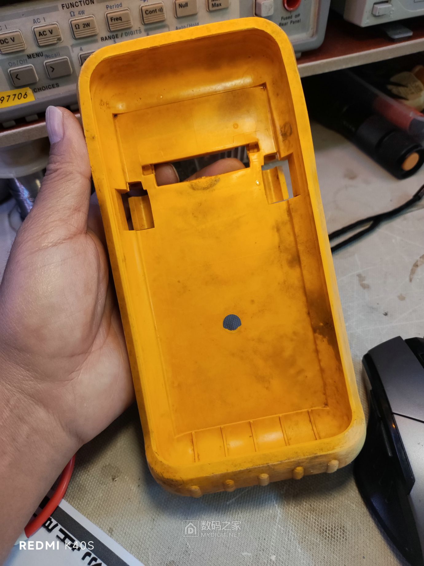 福禄克87-3 & 优利德ut61e拆机看看 - 仪表谈谈 数码之家