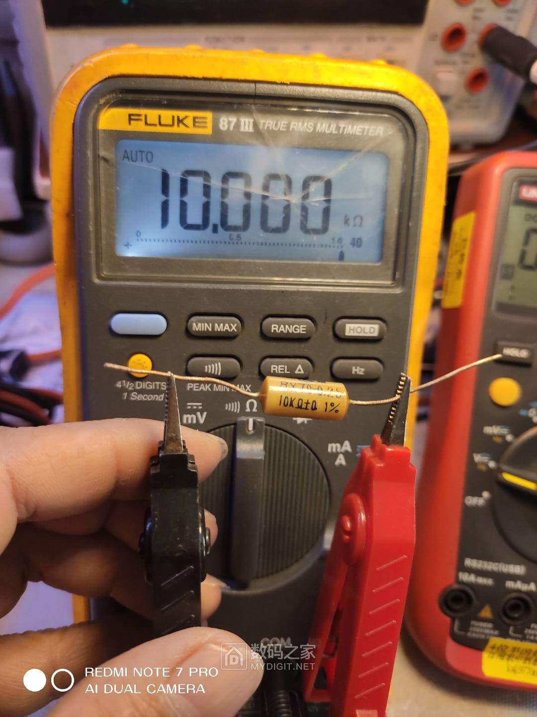 福禄克87-3 & 优利德ut61e拆机看看 - 仪表谈谈 数码之家