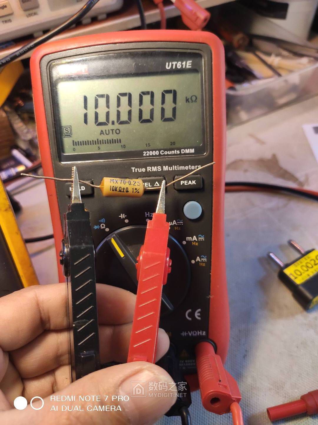 福禄克87-3 & 优利德ut61e拆机看看 - 仪表谈谈 数码之家