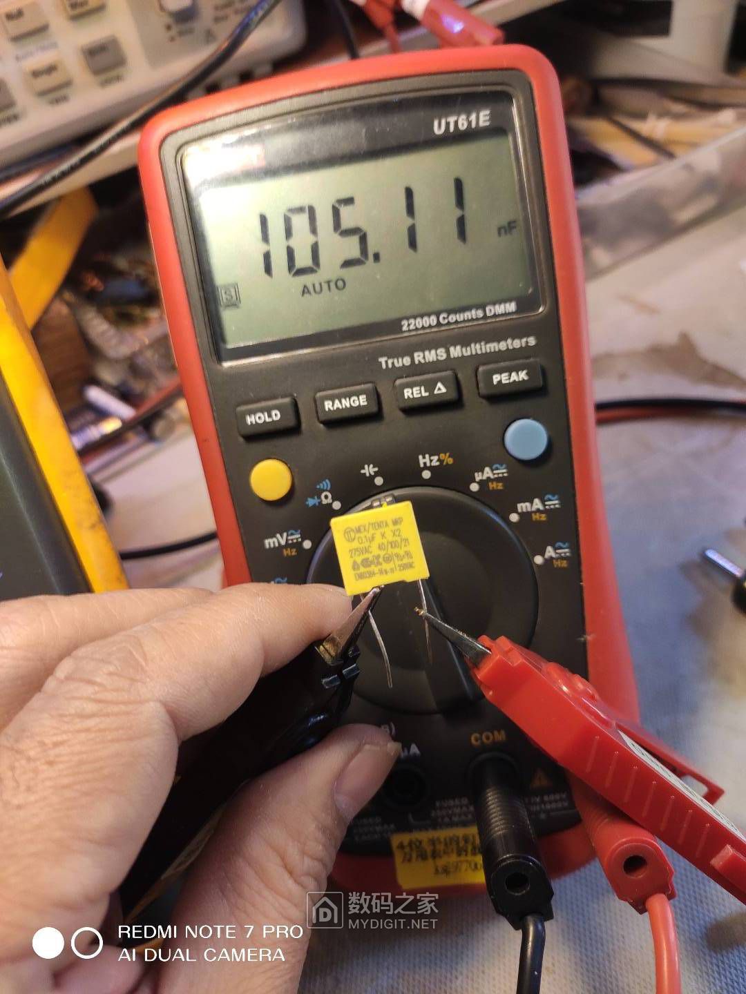 福禄克87-3 & 优利德ut61e拆机看看 - 仪表谈谈 数码之家