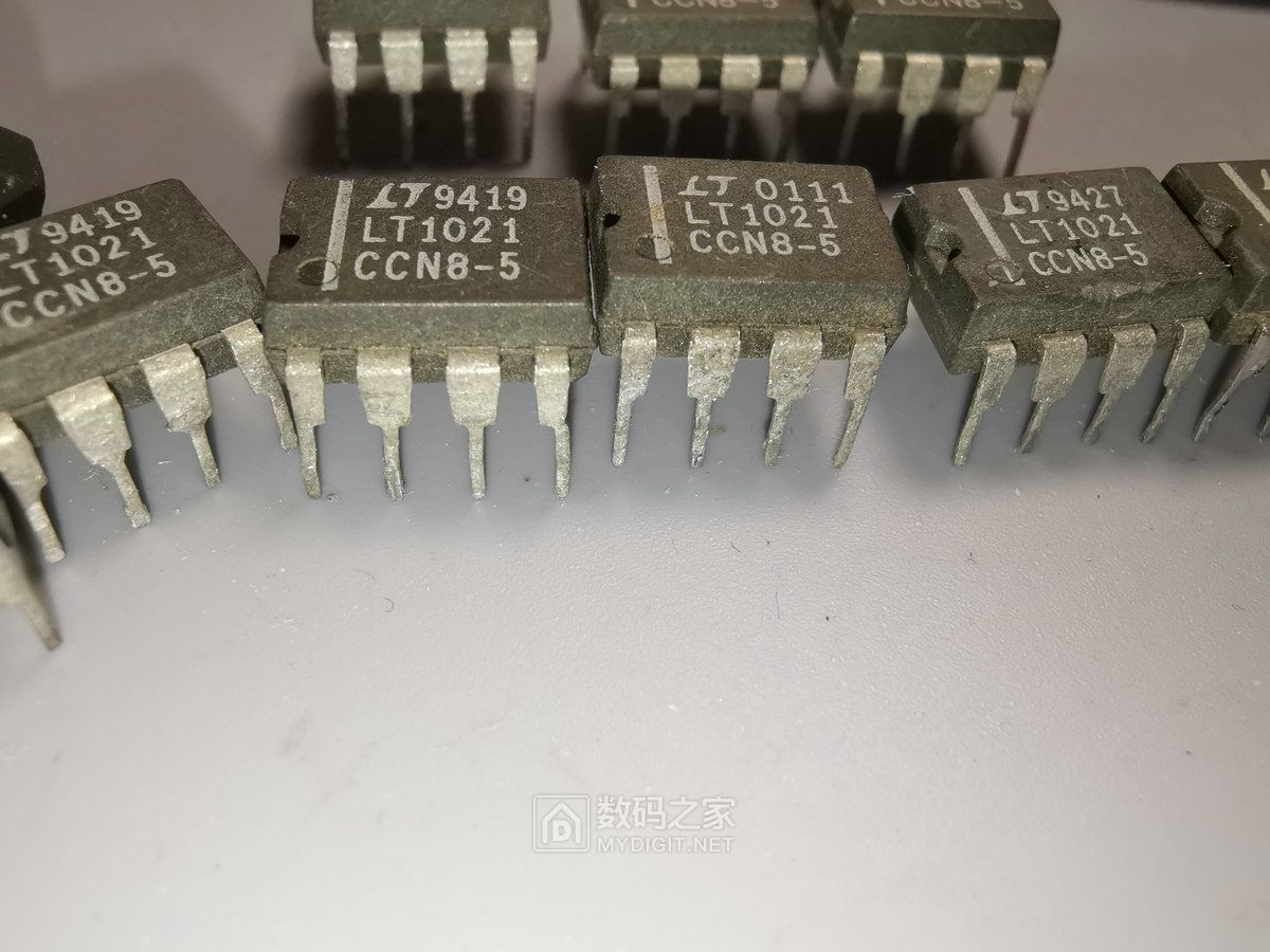 邮了几个LT的 基准 LT1021 和运放 LT1057 砸开看看是不是真的 - 拆机乐园 数码之家