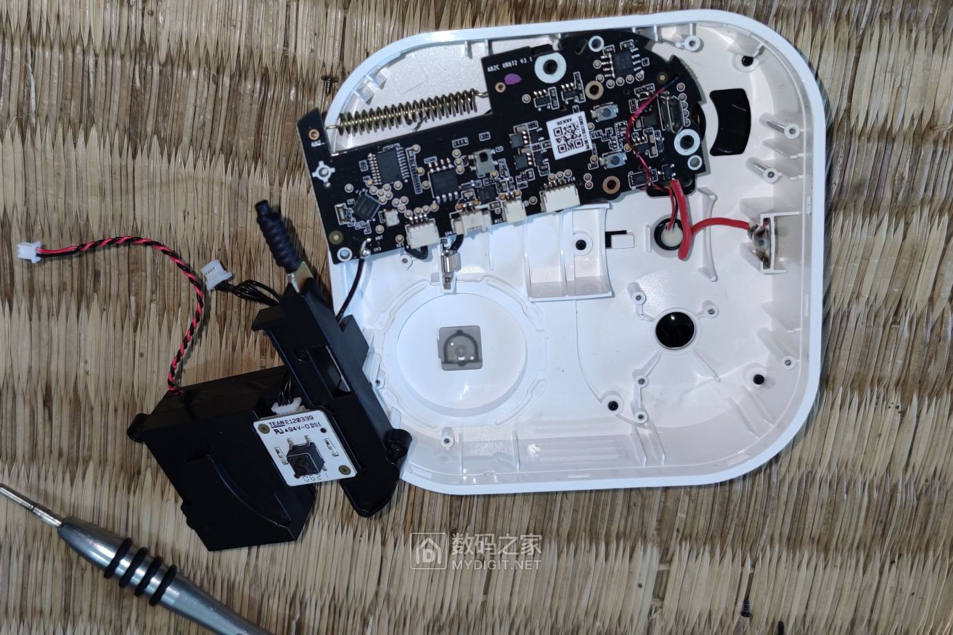 360可视门铃,D809-D1 电信定制版拆解 - 拆机乐园 数码之家