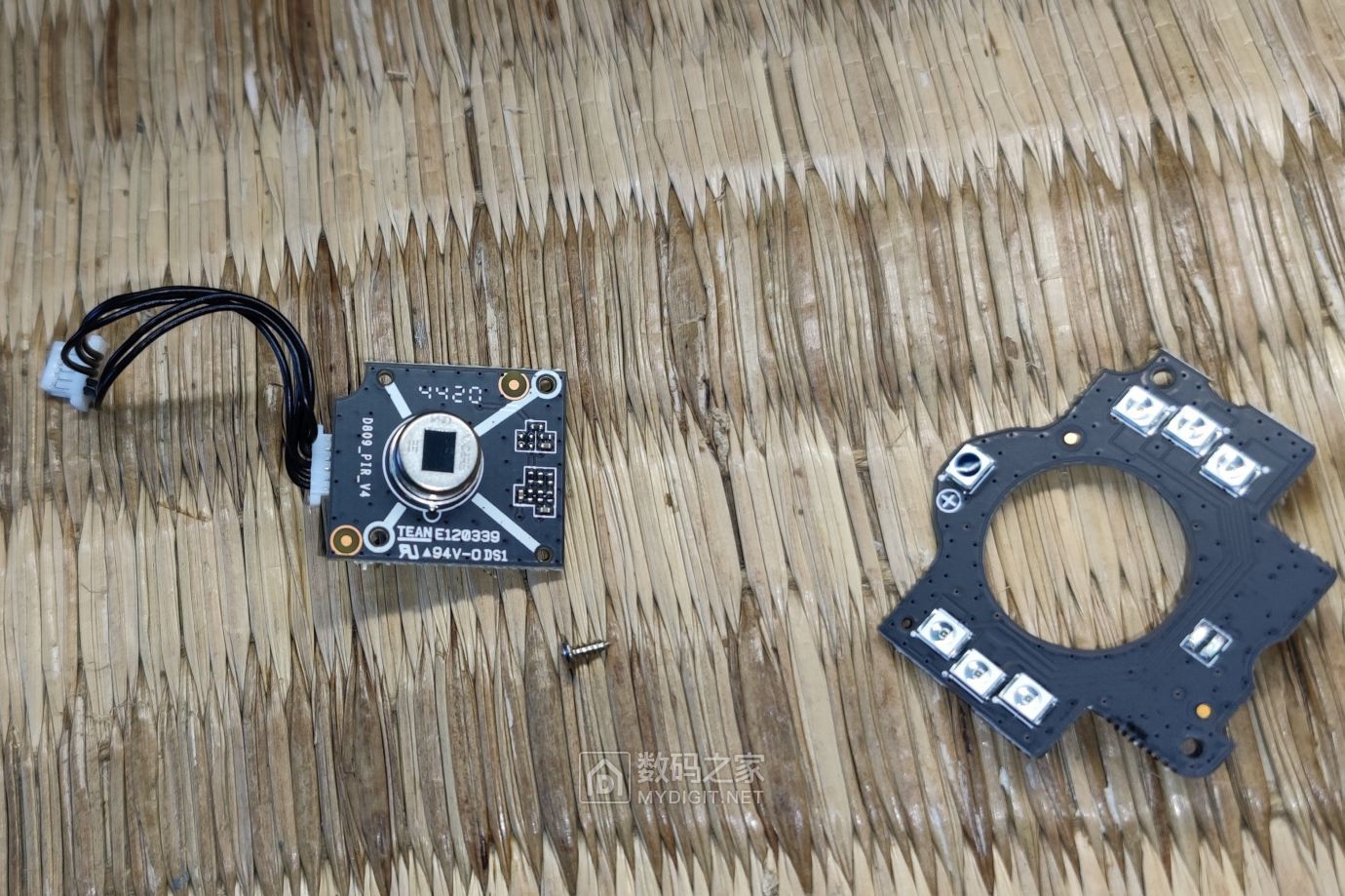 360可视门铃,D809-D1 电信定制版拆解 - 拆机乐园 数码之家