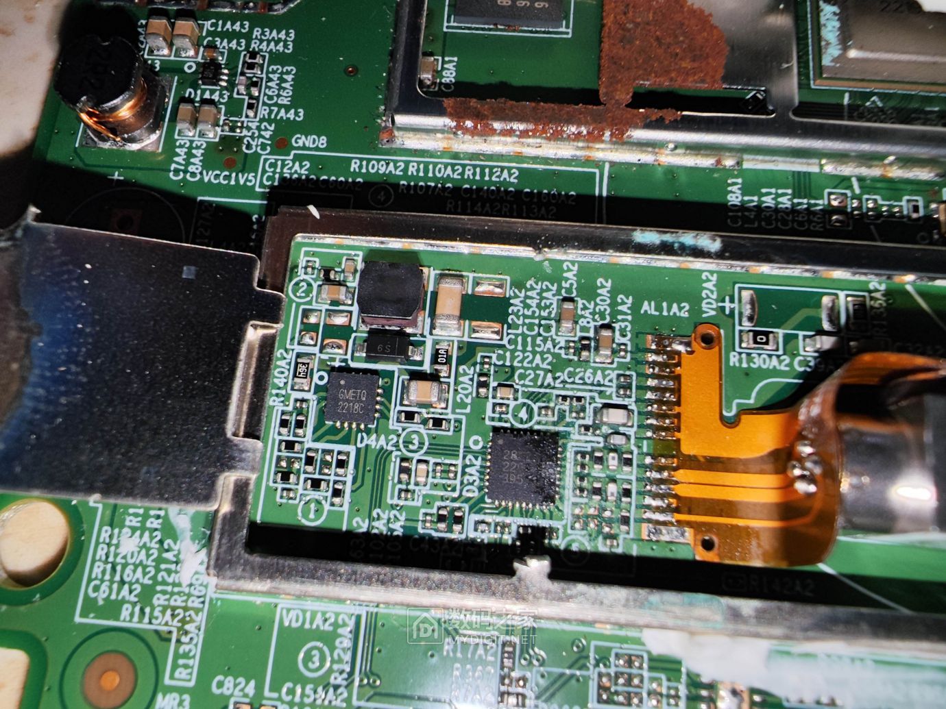 拆解中兴F4600T V1.0电信光猫 - 拆机乐园 数码之家