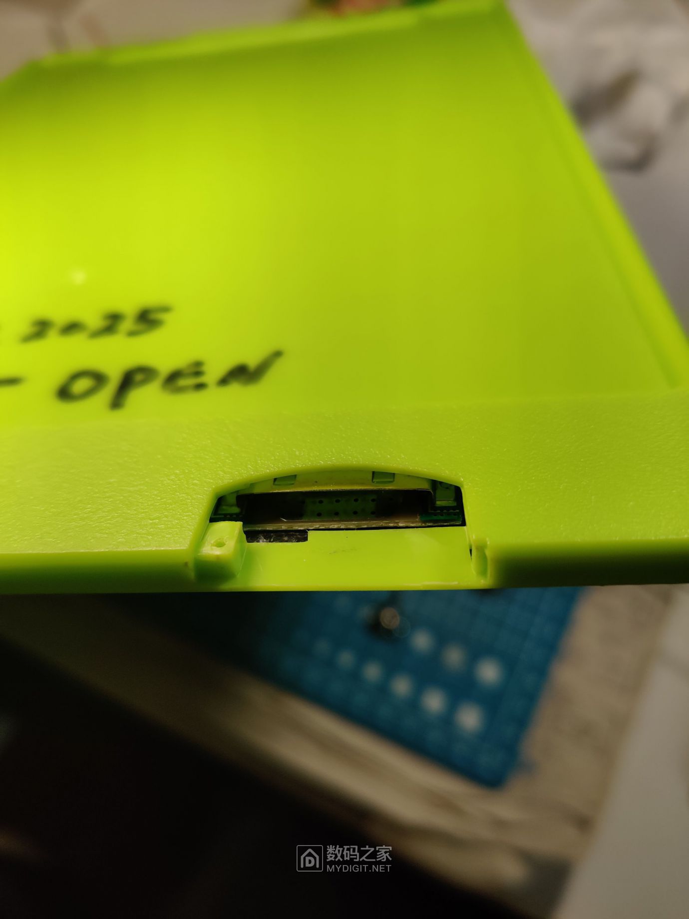 我也来个12寸手写板改电池 - 创意DIY 数码之家