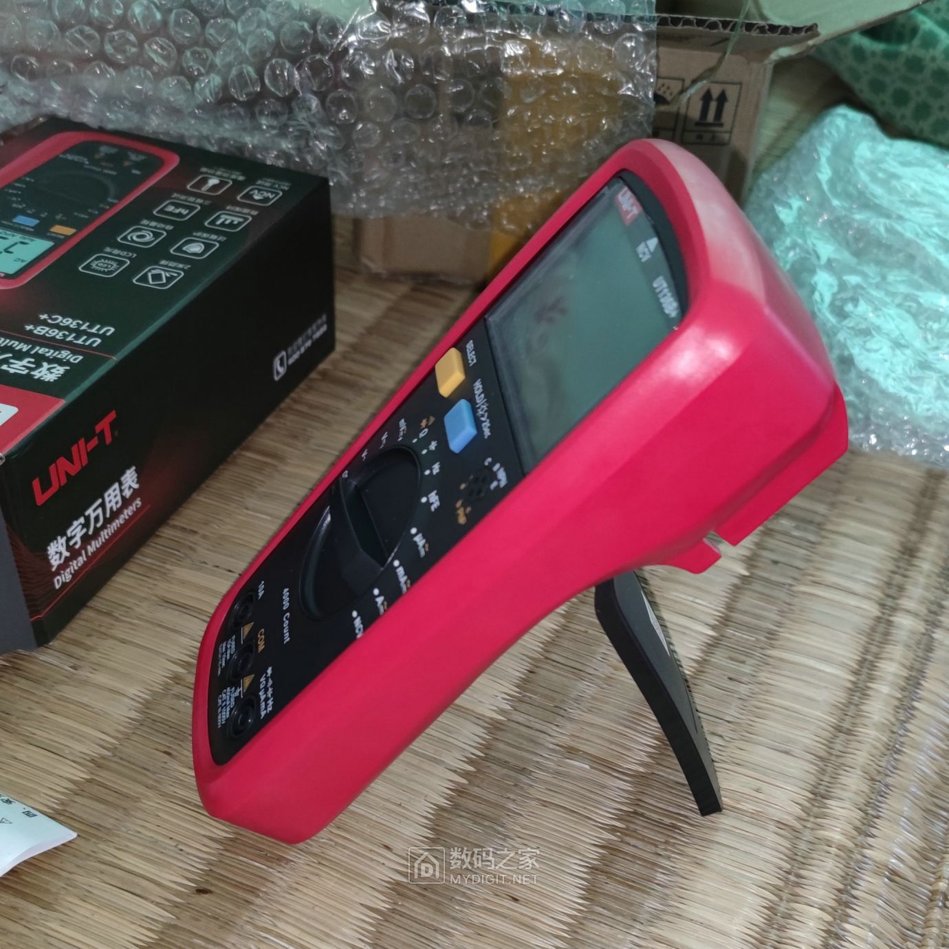 UNI-T UT136B+ 开箱&拆解 - 拆机乐园 数码之家