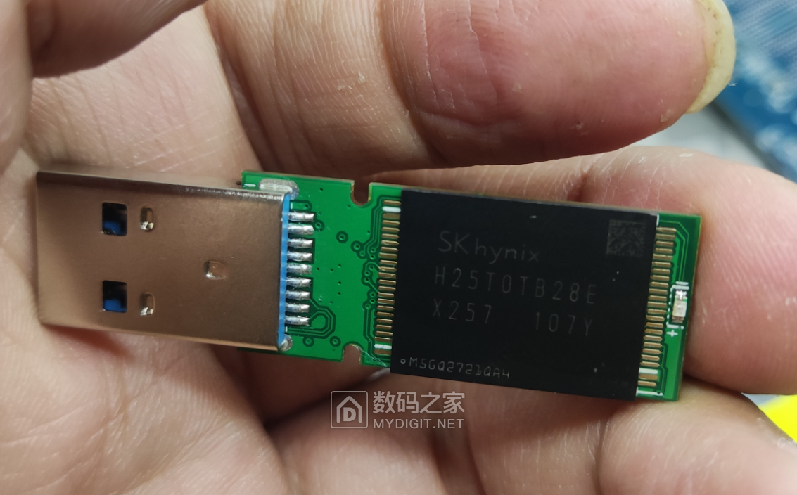 一芯FC3379初体验，上HY 3Dv6测试——我愿称他为新一代神主控。 - U盘存储技术 数码之家