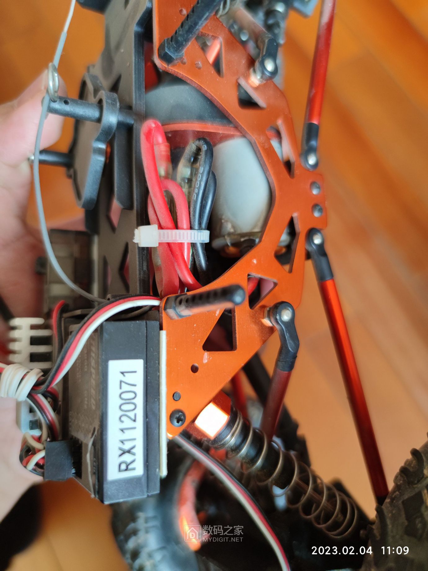 HSP 高速攀爬车 电池接口改造记录 - 能工巧匠 数码之家