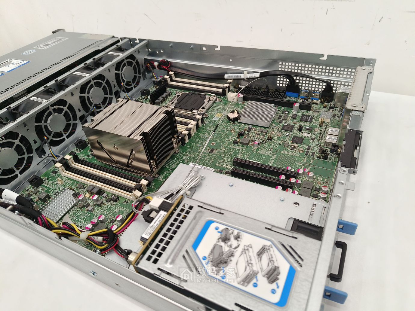 低价出售正品浪潮5212M4 3.5寸12盘位服务器 - 数码交易区 数码之家