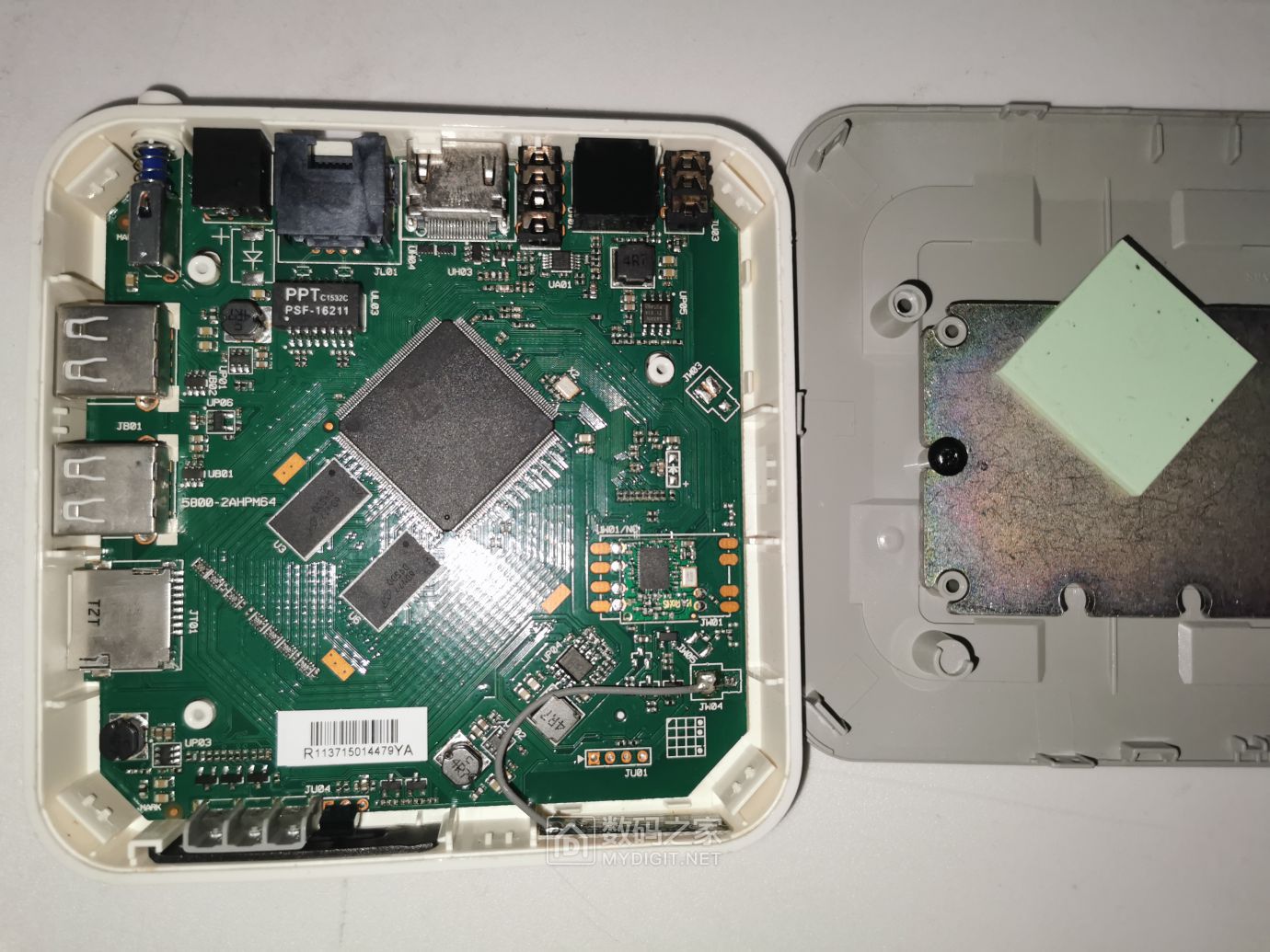 创维E900-S机顶盒拆机 - 拆机乐园 数码之家