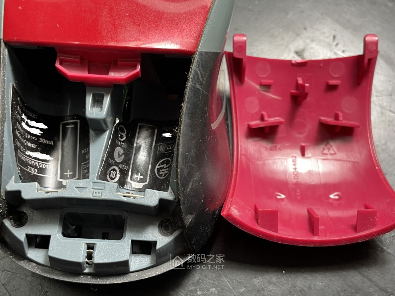 十年前的罗技M525无线鼠标拆解 - 拆机乐园 数码之家