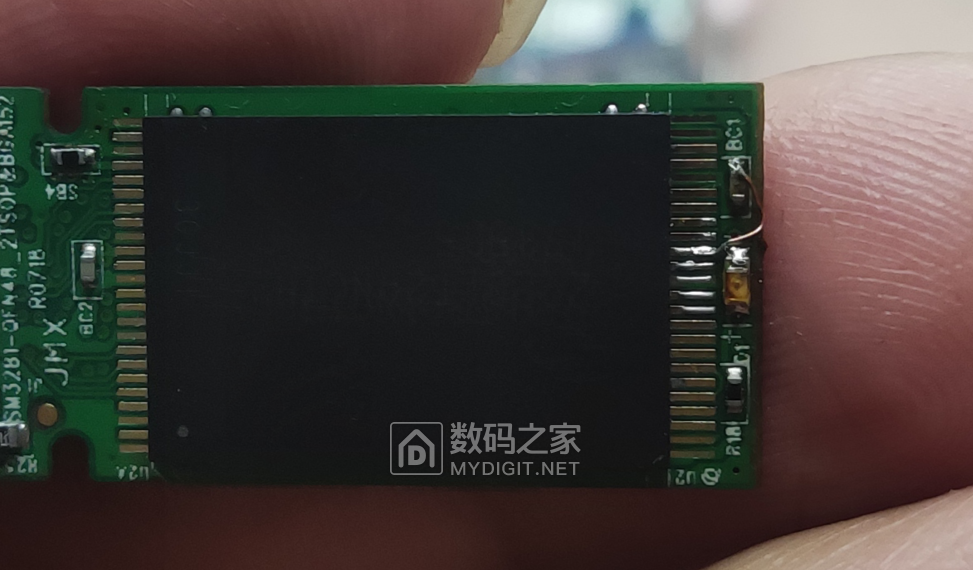 慧荣SM3281对付炸ce B16A颗粒 - U盘存储技术 数码之家