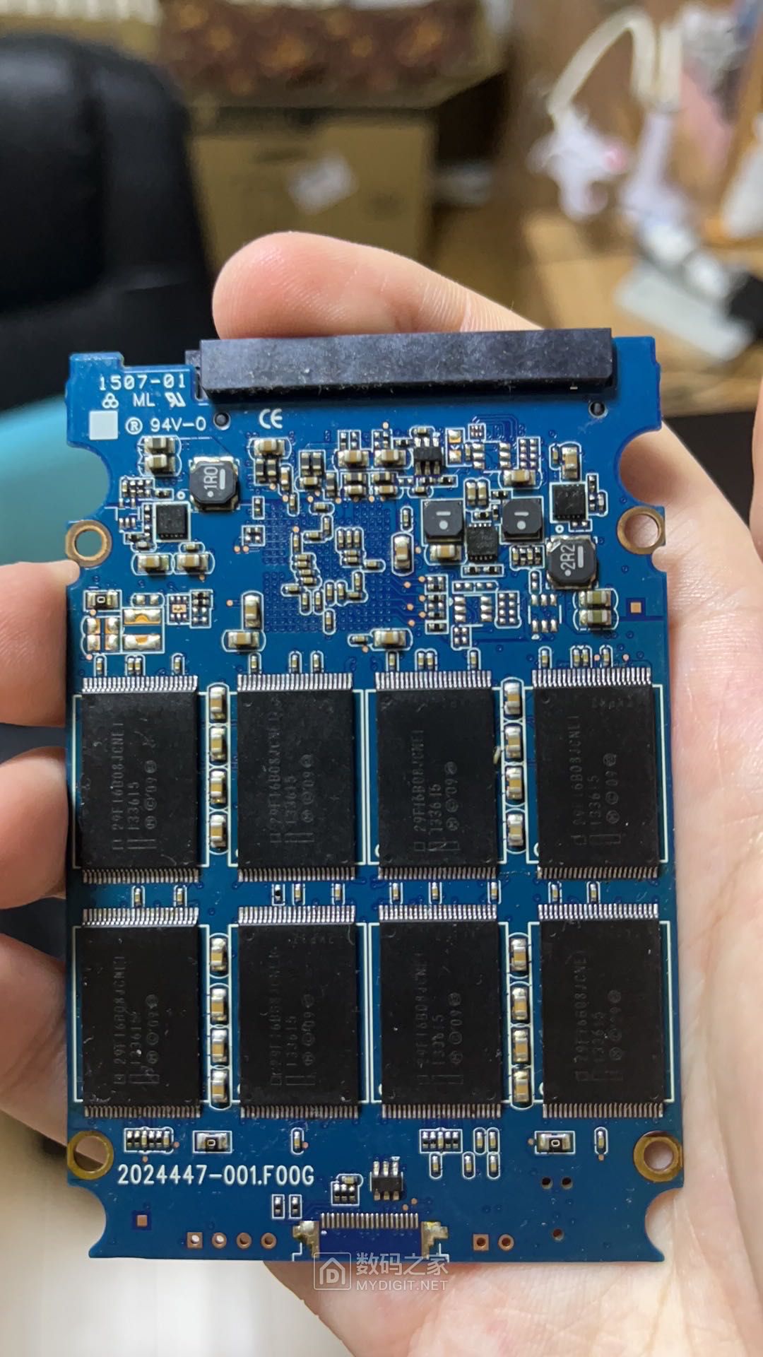 SF2281/16贴JS29F16B08JCNE1/240GB SLC硬盘折腾记 - SSD存储技术 数码之家