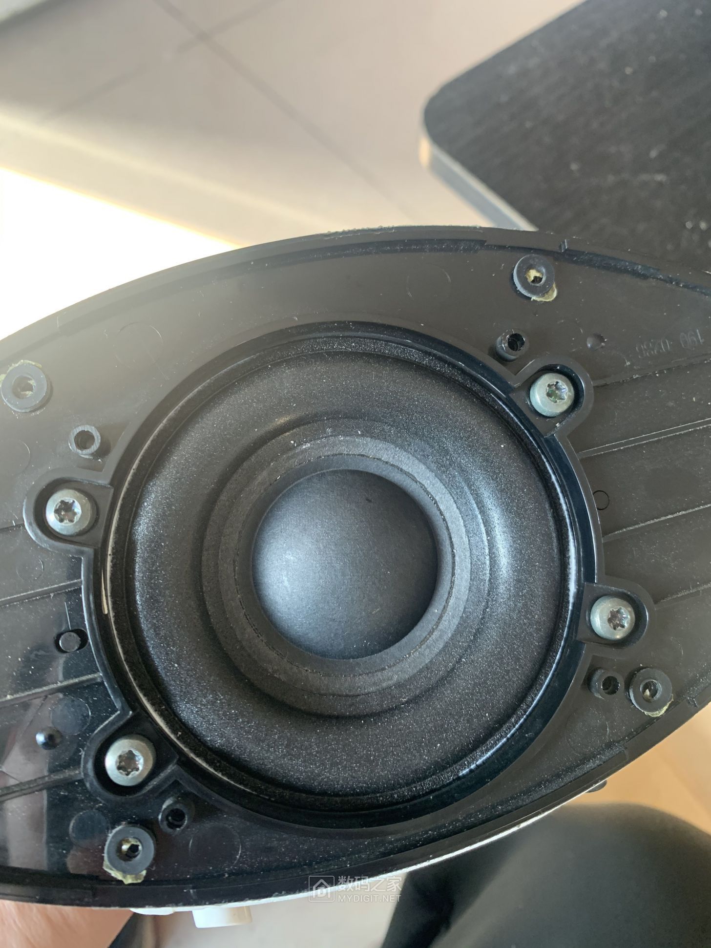 JBL radial大无所不能拆解换低音单元泡沫边和更换开关 - 拆机乐园 数码之家