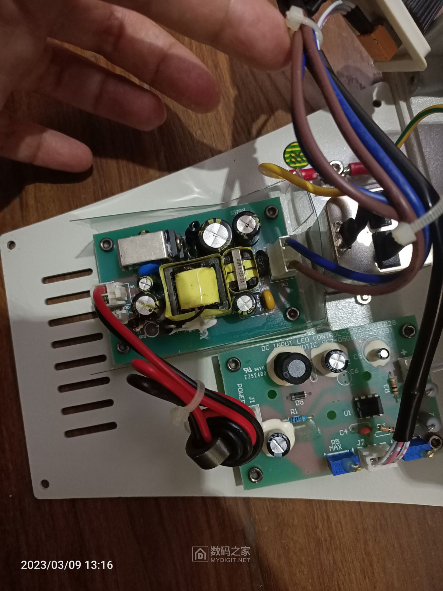 拆修个显微镜，麦克奥迪Motic型号BA210 - 拆机乐园 数码之家