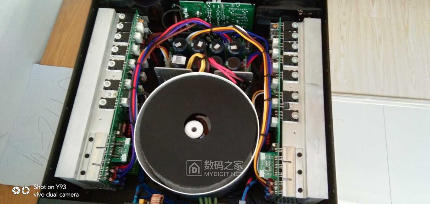 拆一台声准ca12专业后级功放 - 拆机乐园 数码之家