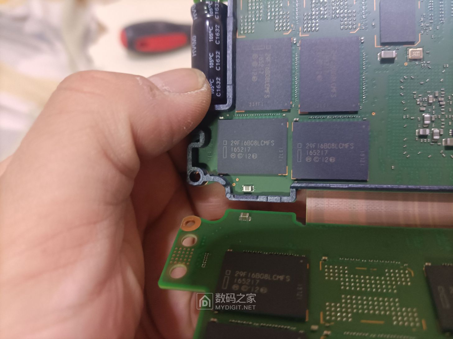 新捡了几块intel P3500的固态，群里有大神会搞吗？ - SSD存储技术 数码之家