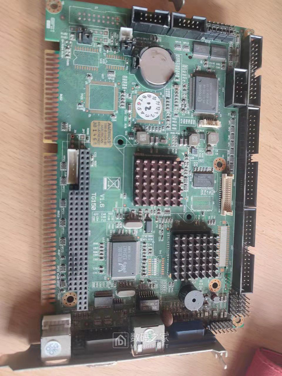 这个算586吧，收了台工控机用DOS的，Vortex86DX A9121的CPU - 硬件博物馆 数码之家