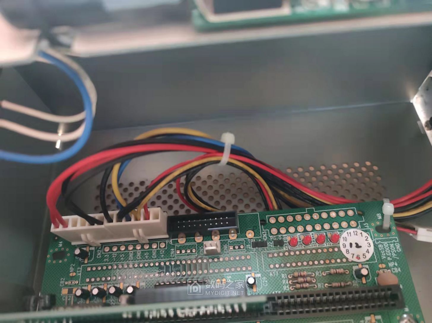 这个算586吧，收了台工控机用DOS的，Vortex86DX A9121的CPU - 硬件博物馆 数码之家