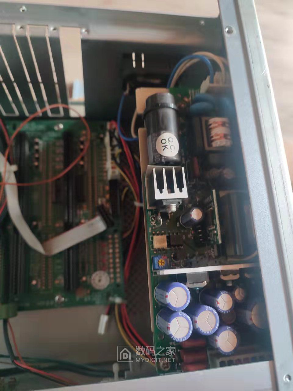 这个算586吧，收了台工控机用DOS的，Vortex86DX A9121的CPU - 硬件博物馆 数码之家