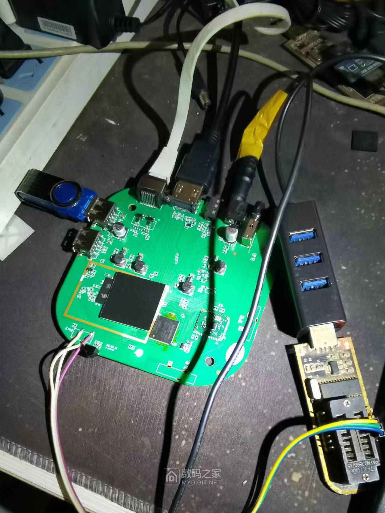 给掉坑里的新魔百盒M401H_GK6323V100c_8g扩容EMMC32G闪存 - 创意DIY 数码之家