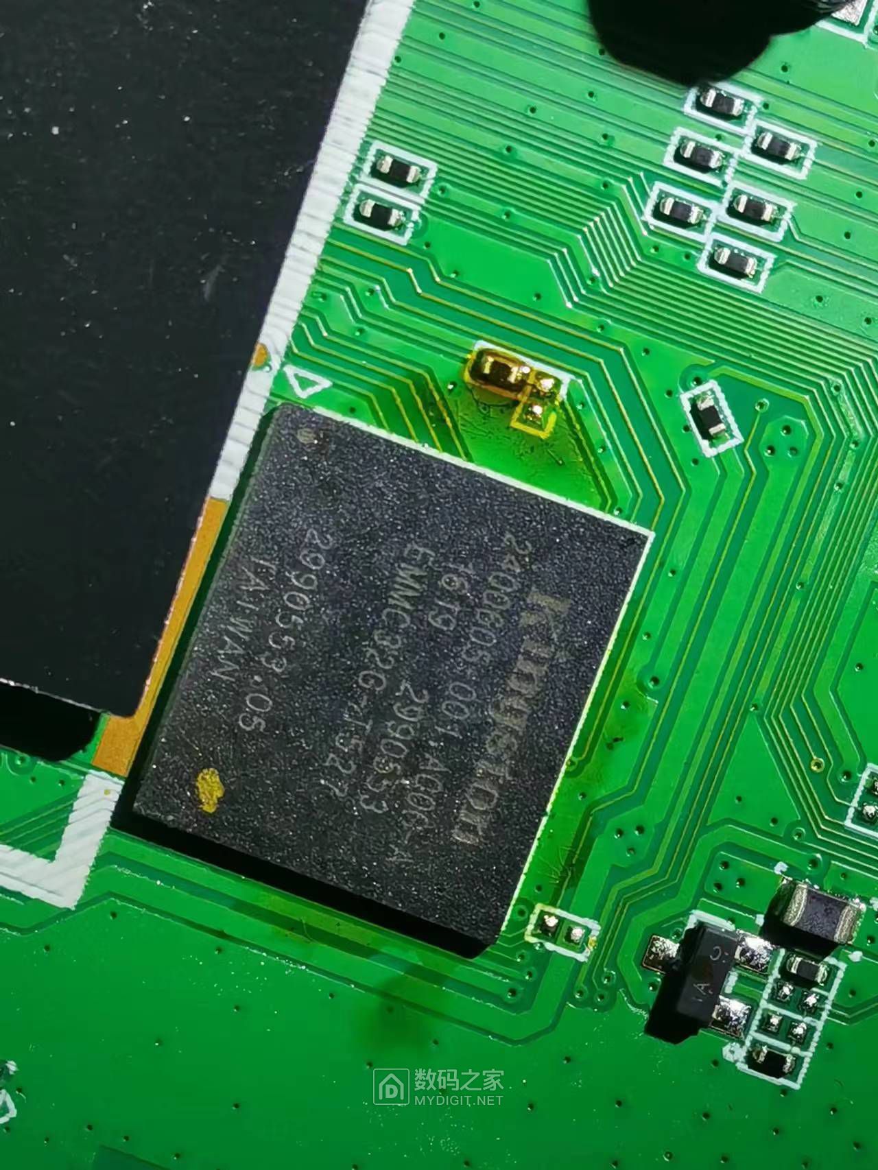 给掉坑里的新魔百盒M401H_GK6323V100c_8g扩容EMMC32G闪存 - 创意DIY 数码之家