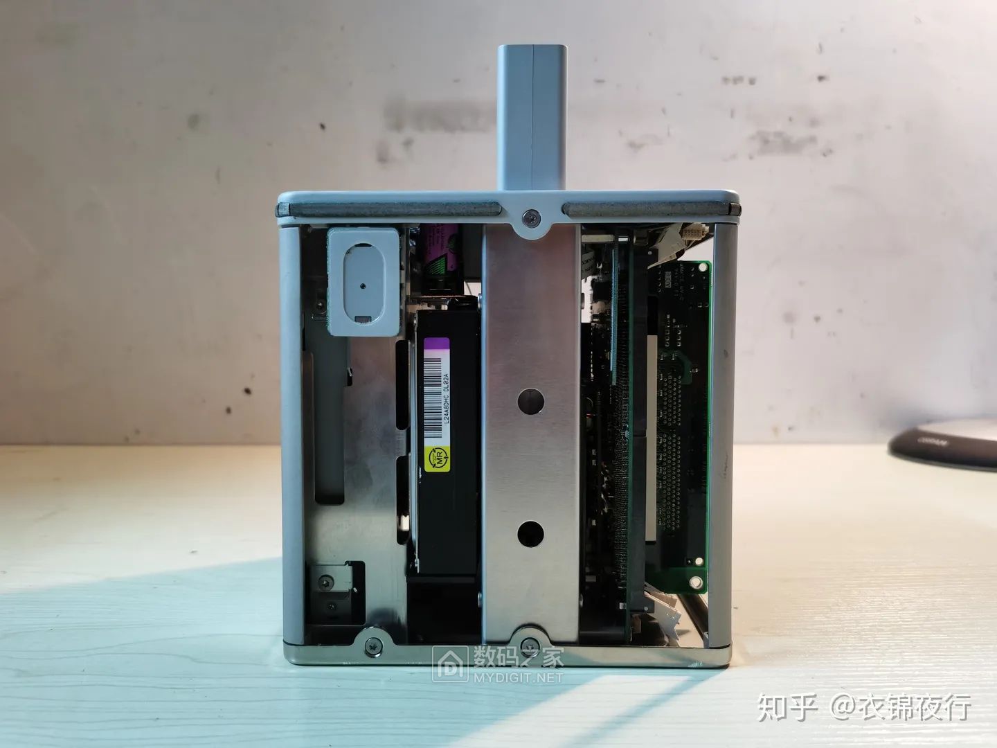 Power Mac G4 cube MOD改装记录 - 创意DIY 数码之家