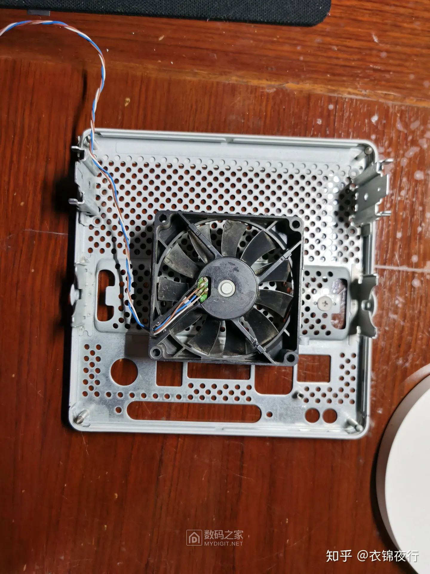 Power Mac G4 cube MOD改装记录 - 创意DIY 数码之家