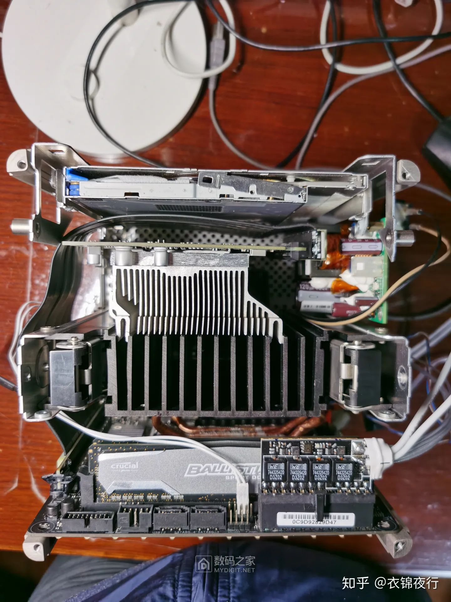 Power Mac G4 cube MOD改装记录 - 创意DIY 数码之家