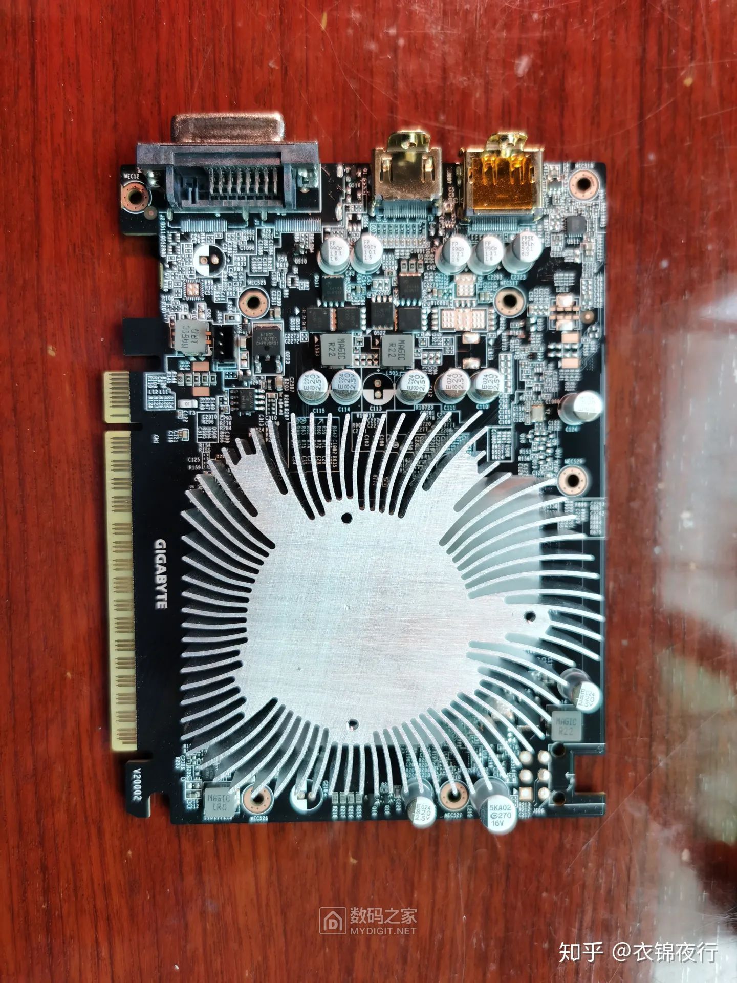 Power Mac G4 cube MOD改装记录 - 创意DIY 数码之家