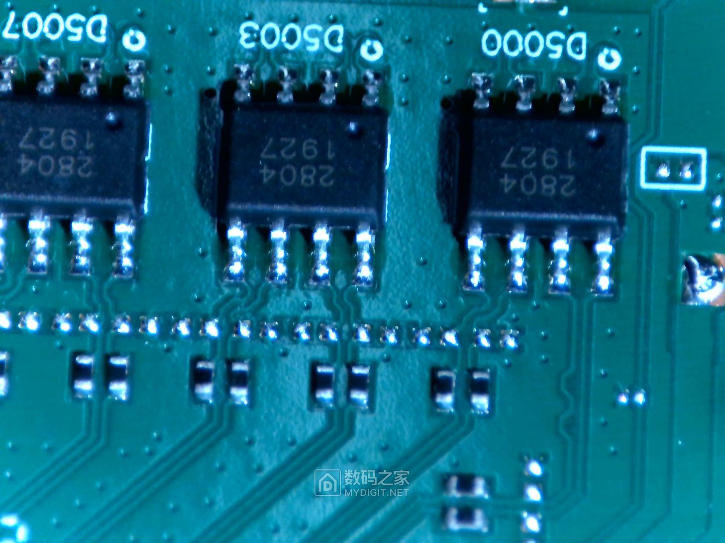 华为光猫OptiXstar B610-S1-4E 拆解 - 拆机乐园 数码之家