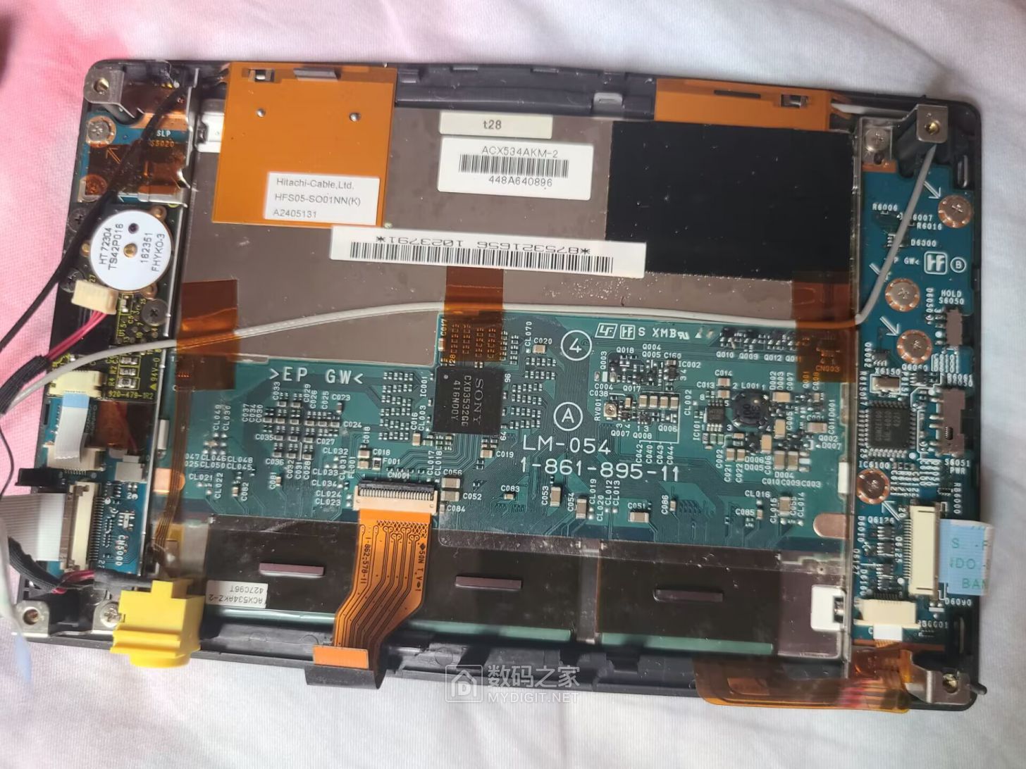 本网首拆：索尼微型电脑VGN-U8C详细拆解（SONY PCG-1H1P） - 拆机乐园 数码之家