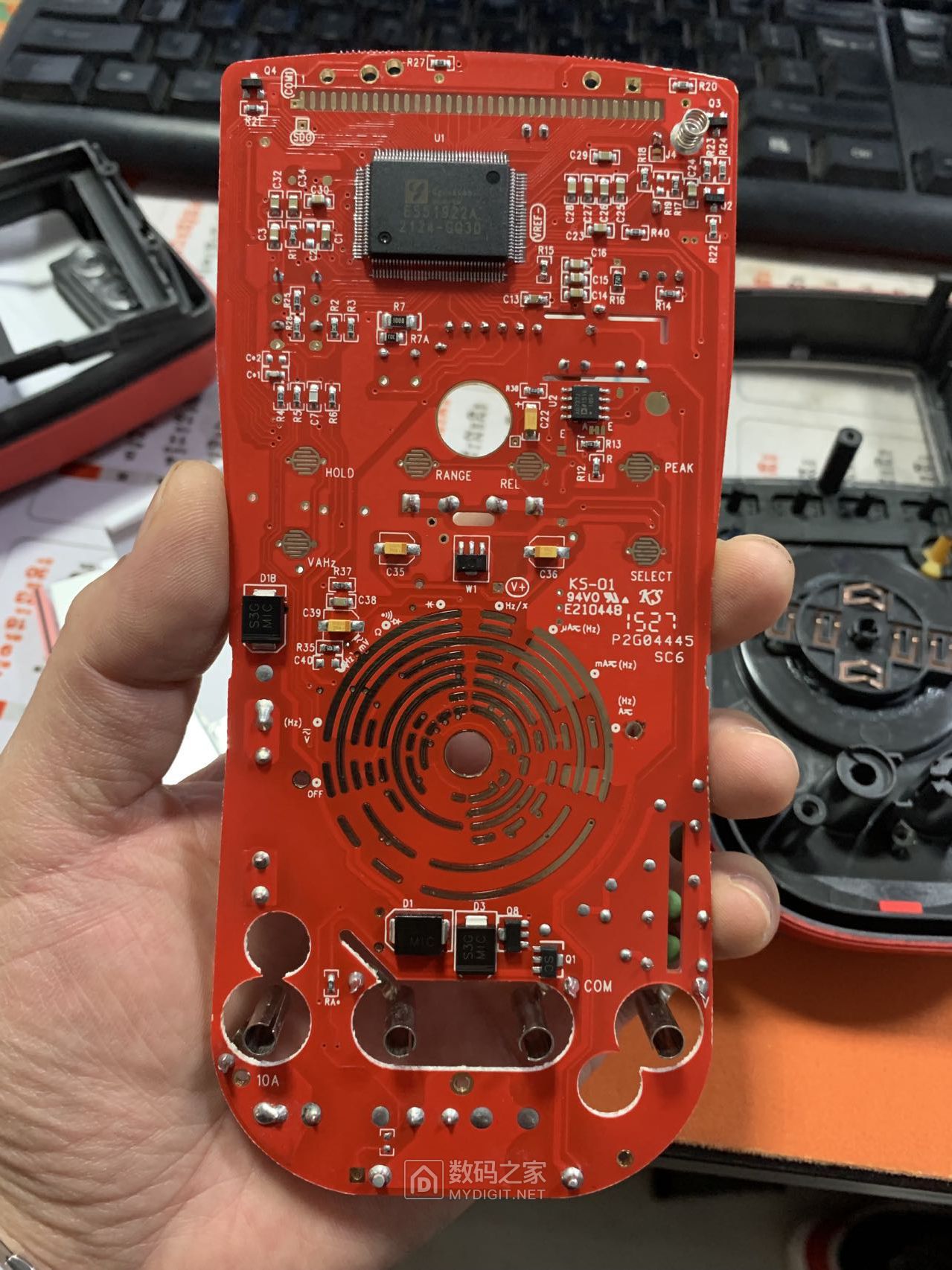 优利德UT61E想爱你不容易，记我的UT61E维修过程 - 拆机乐园 数码之家