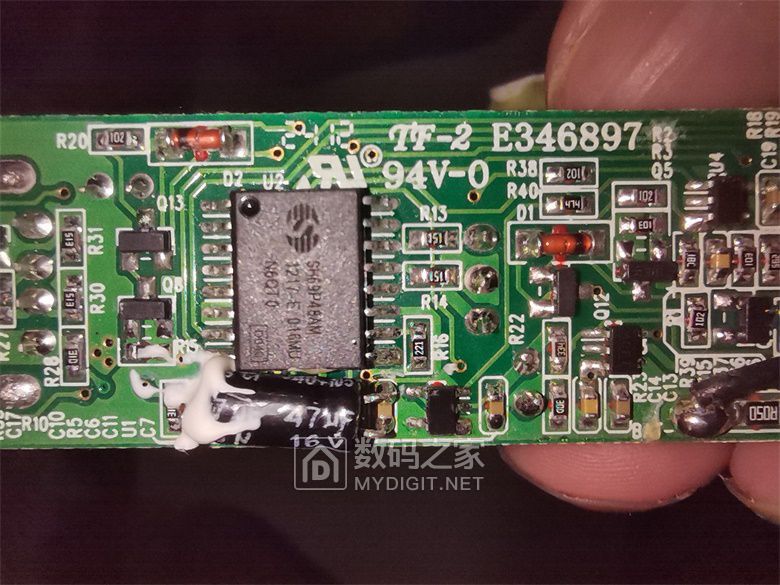 近十年前的充电宝和现在的对比（PISEN TS-D049） - 拆机乐园 数码之家