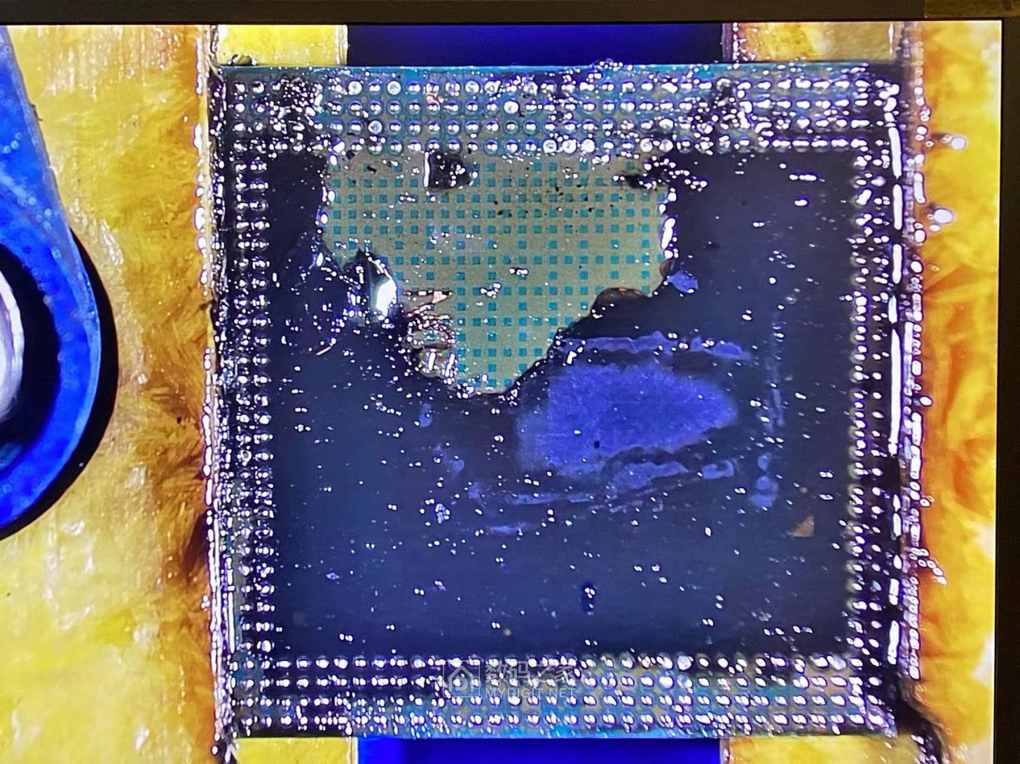 华为P30不开机卡HUAWEI界面-CPU虚焊引起的故障维修 - 维修达人 数码之家